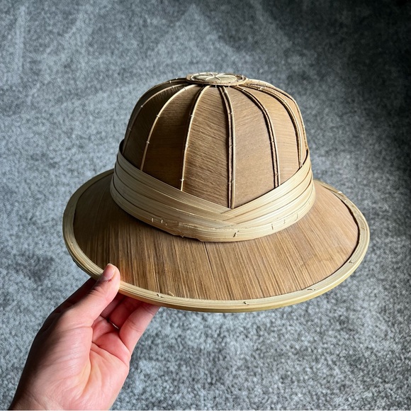 Amazon | Accessories | Vintage Explorers Hat | Poshmark